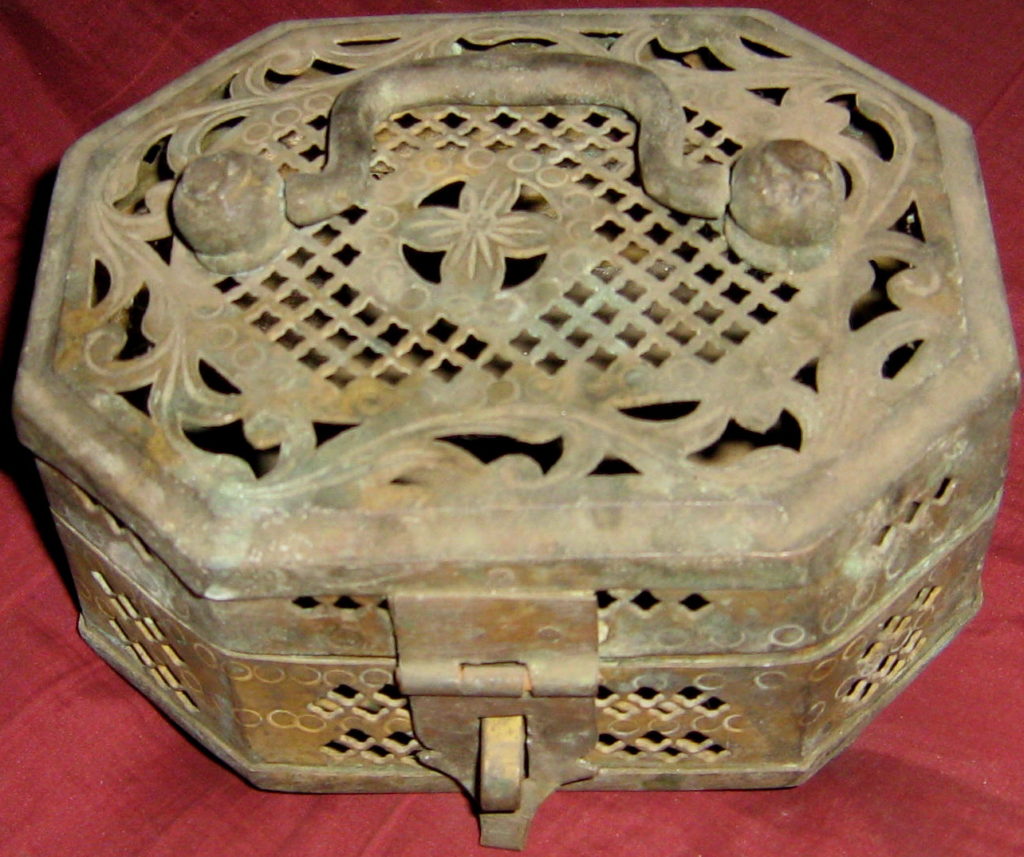 Beautiful Brass Boxes – ATULNIYA THE INCREDIBLE